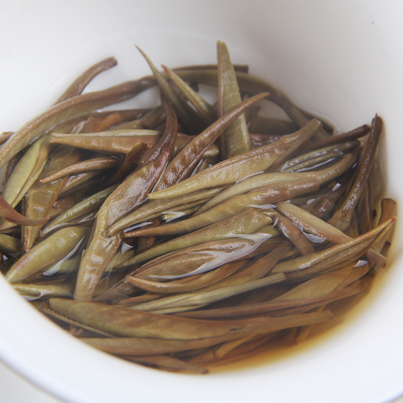 Yunnan White Tea Moonlight Beauty Single Bud White Hair Silver Needle ...